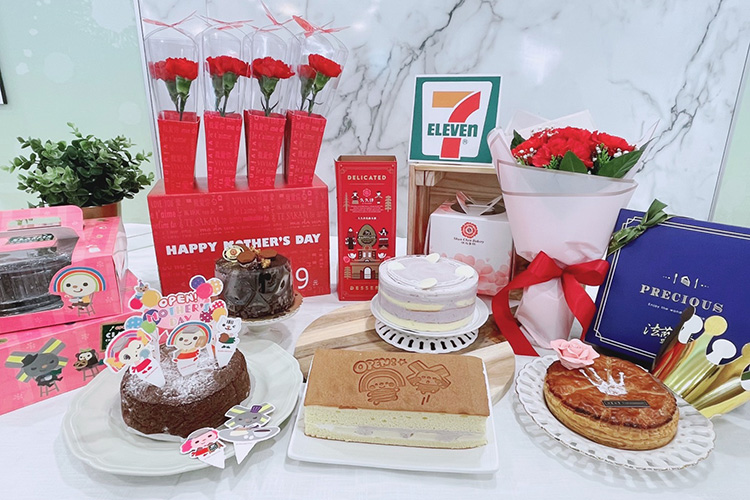 7-ELEVEN母親節預購開跑！ 打造地表最強甜點吃貨地圖 | beanfun!